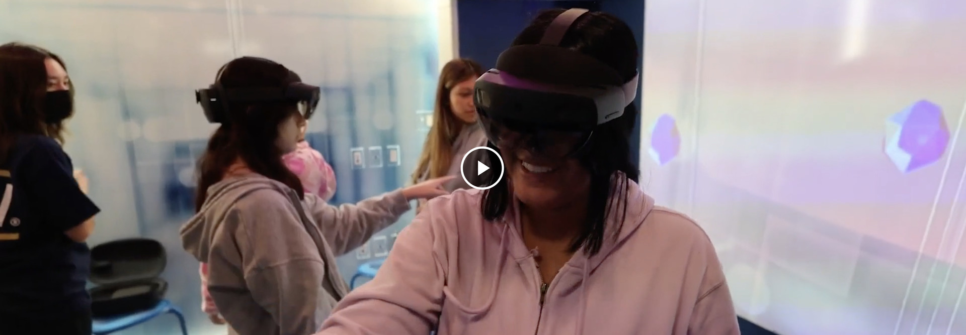 Watch & Learn: Immersive Technologies Help Students Learn More About Careers | EdTech Magazine